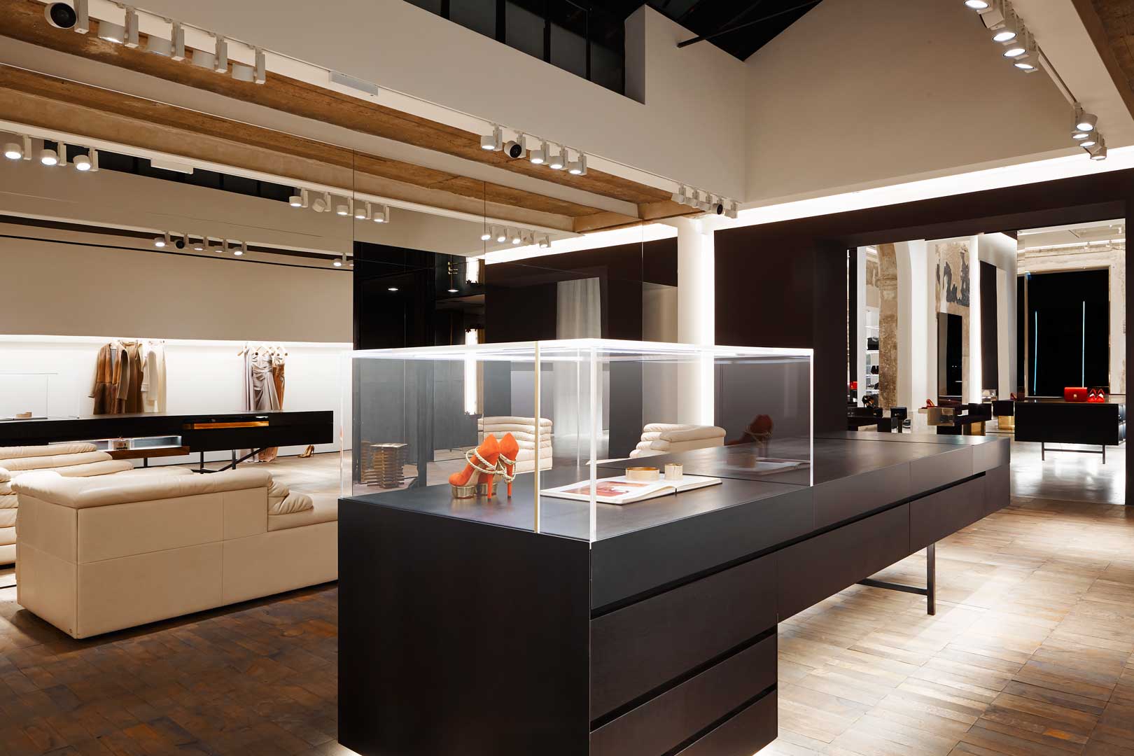 Antonia | Flawless Milano - The Lifestyle Guide